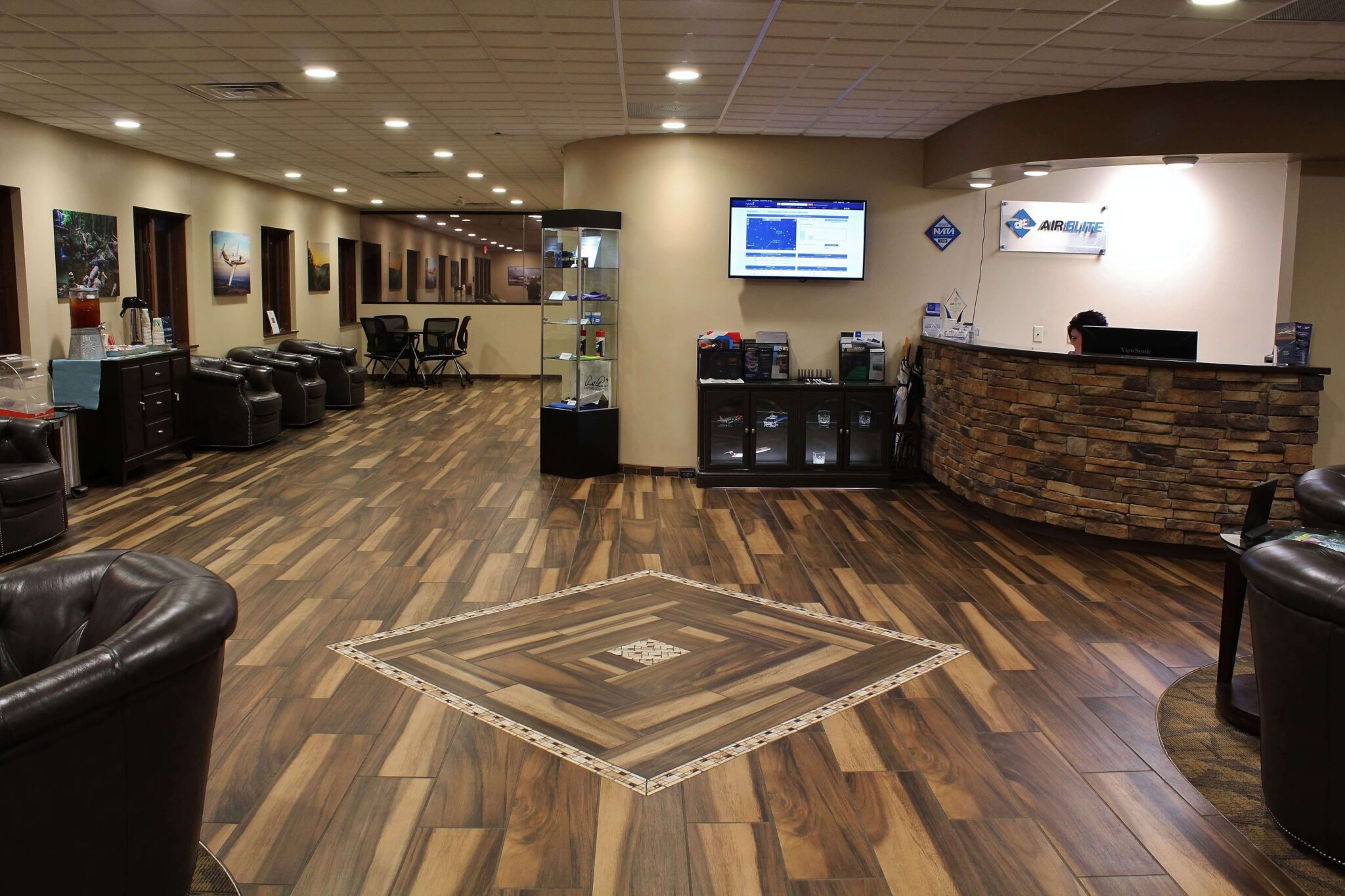 Laurel Highlands Jet Center - Air Elite