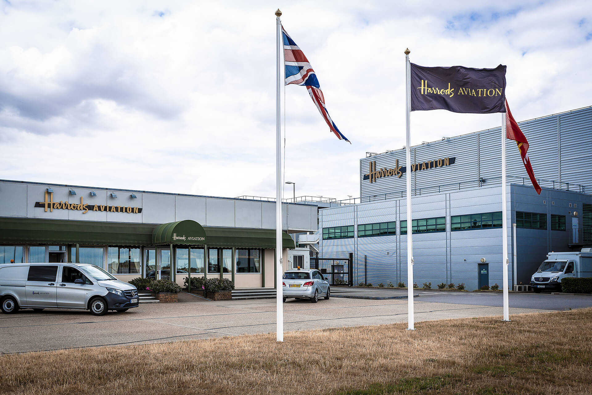 Harrods Aviation - Stansted - Air Elite